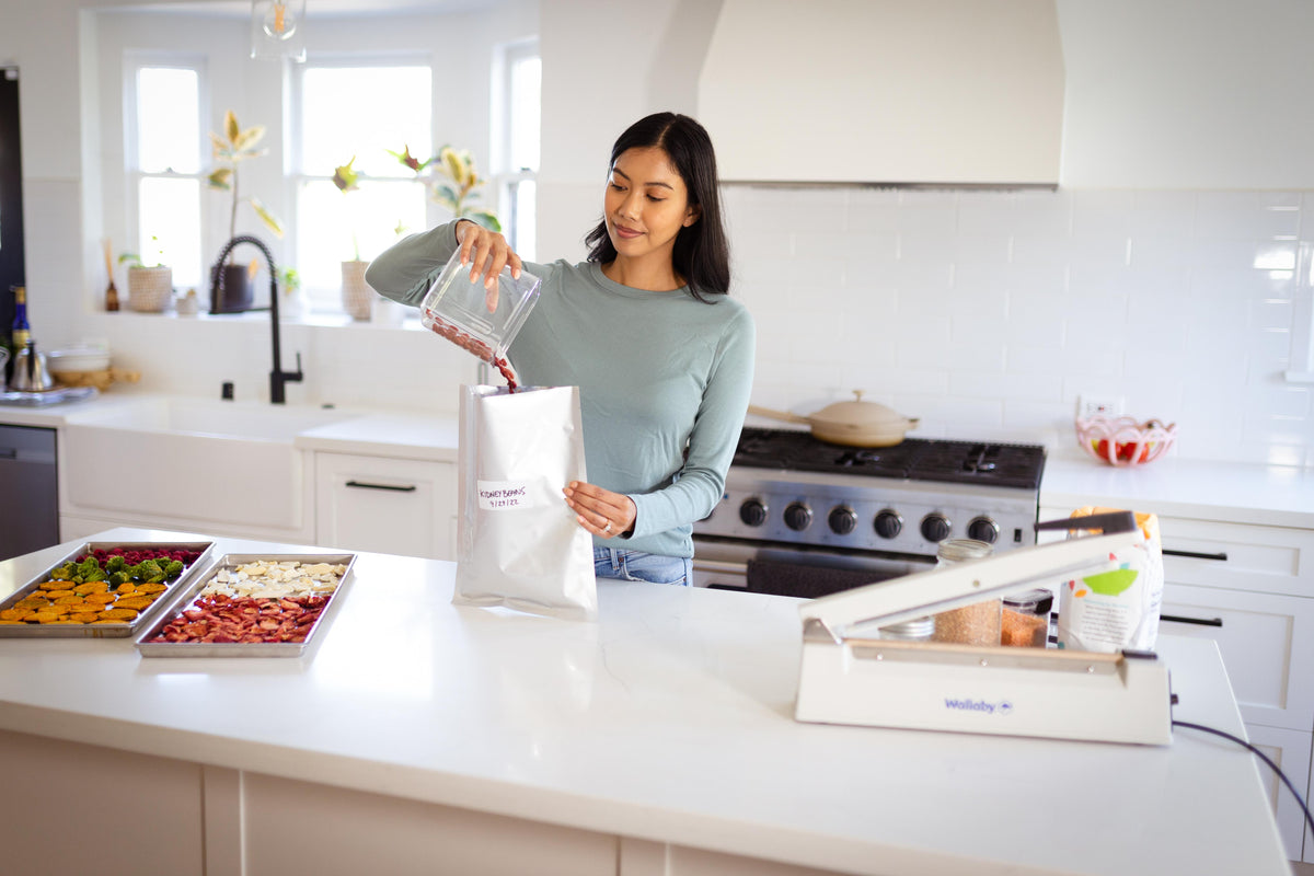 Mylar Food Storage Bags: Uses, Benefits, and Buying Guide – Wallaby Goods